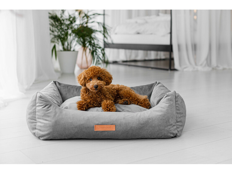 Pelíšek do auta pro psa Julian černý vzor - HelloDog psí e-shop